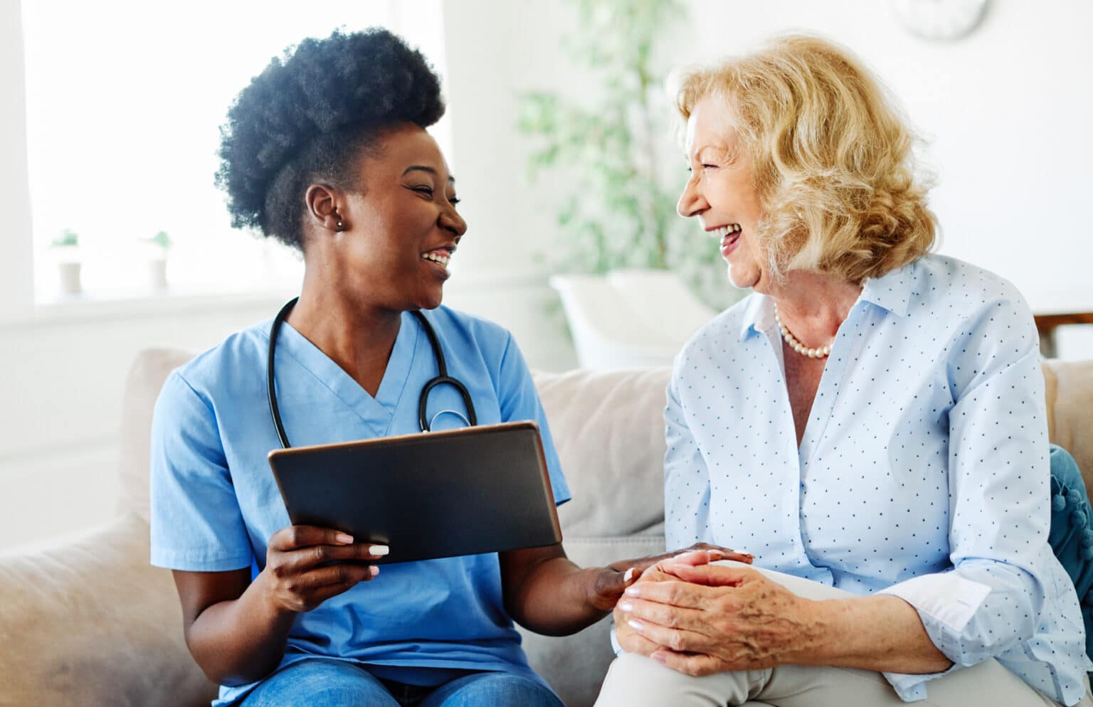 How a Practice Management System Can Improve Patient Care Efficiency - Meddbase